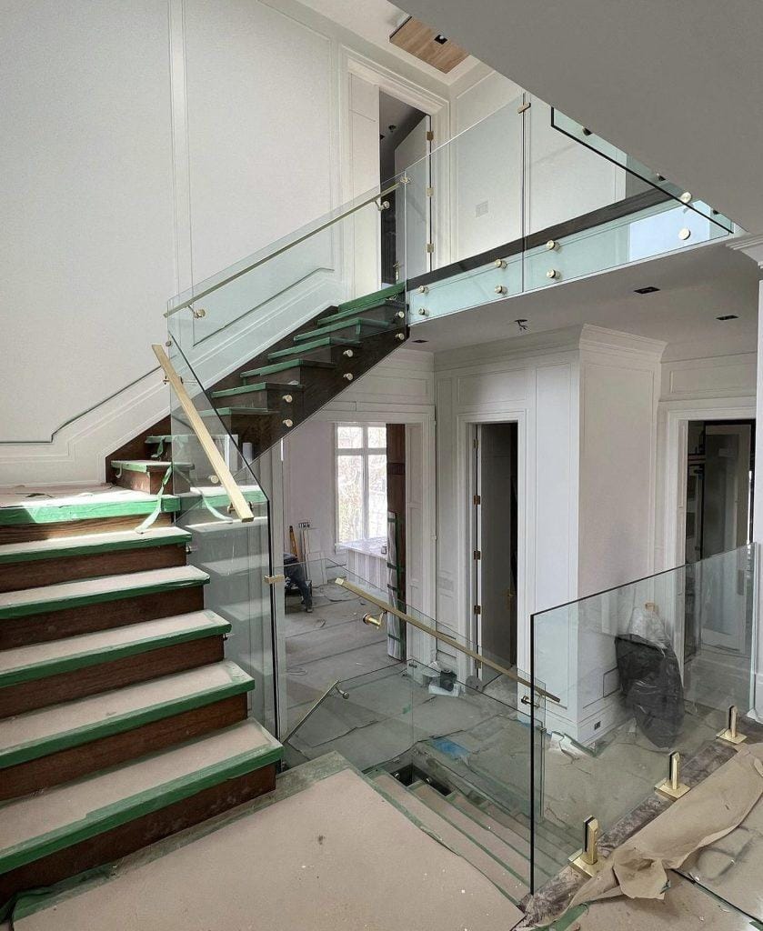 Glass Stair Railings GTA – Stylish, Safe & Built to Last | StairSteps
